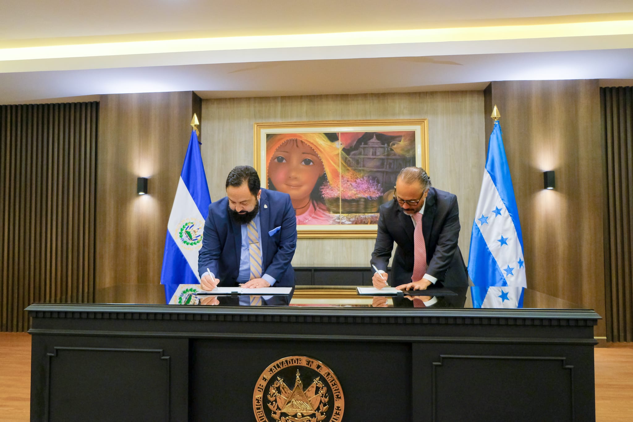 Congresos De El Salvador Y De Honduras Firman Acuerdo De Cooperación