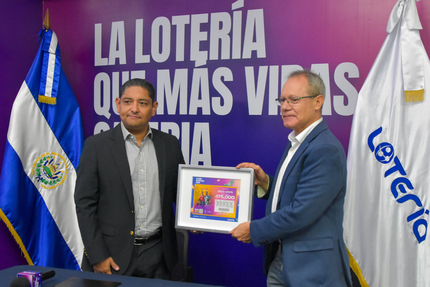 Lotería dedica sorteo al agricultor salvadoreño - ContraPunto
