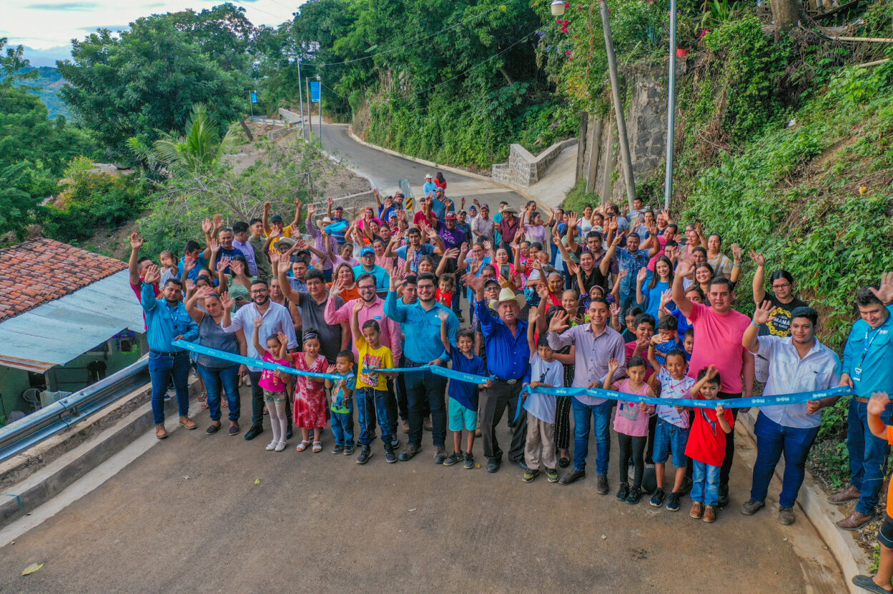 DOM recupera más de 900 metros de calles rurales de Nueva Guadalupe